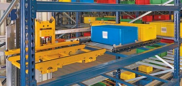 Shuttle System (storage solution for boxes) - Mecalux.co.za